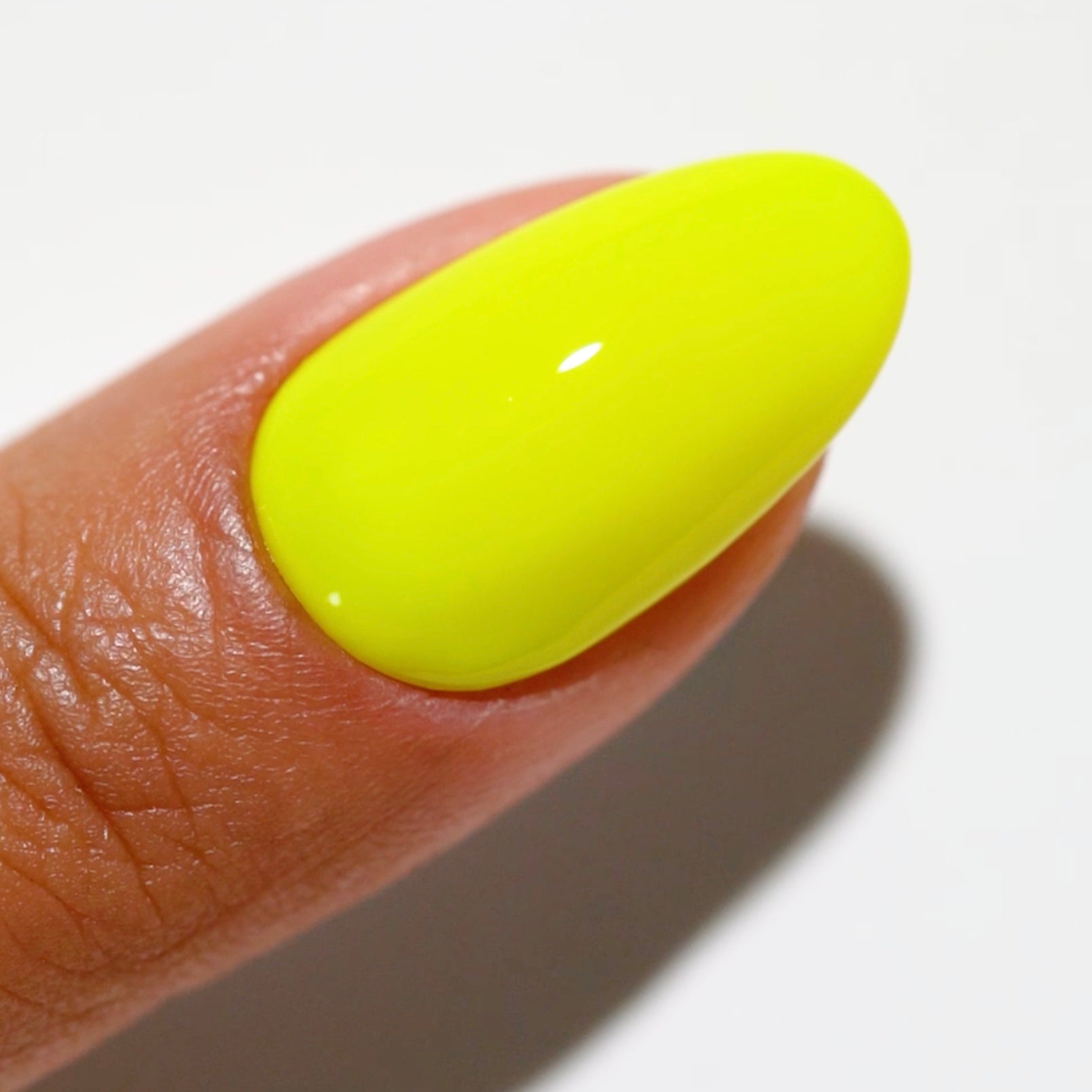 DND - Diva Duo - Highlighter Yellow - #188 - Yellow Gel & Lacquer ...